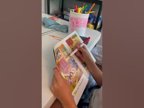 Matias Reading “Casey Cat Has a Hat” - YouTube