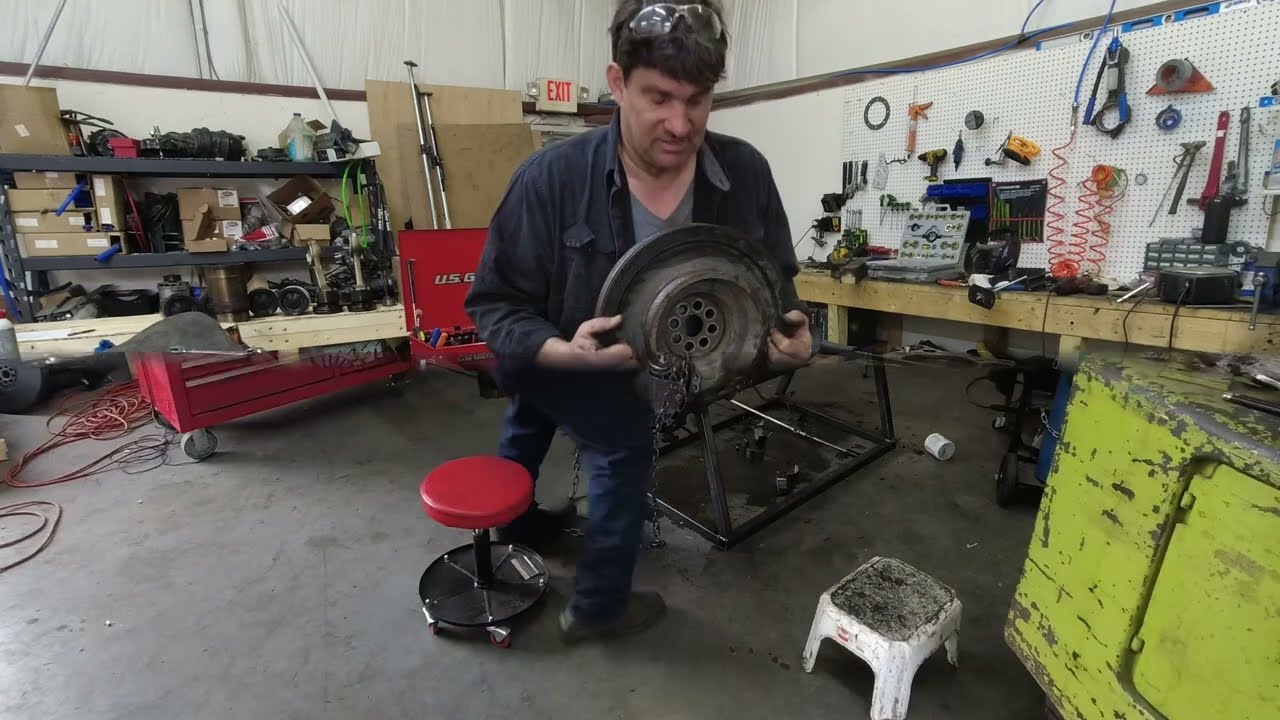 Rebuild of my $2500 semi truck part 2, engine tear down 2022/26 - YouTube