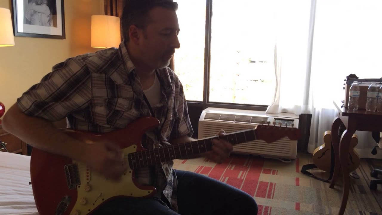 Anthony Stauffer/@texasbluesalley showcasing SamAmp! - YouTube
