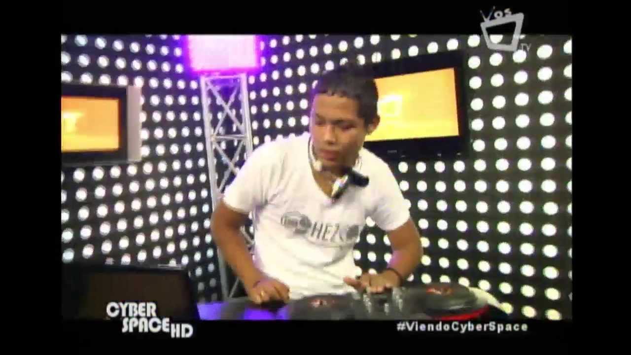 Dj Chezco - Mix Live -CyberSpace - YouTube