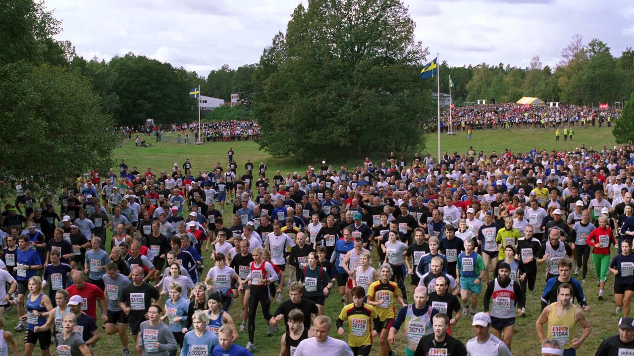 CRowd Run 2160p 25Fps 4k HD Video Sample - YouTube