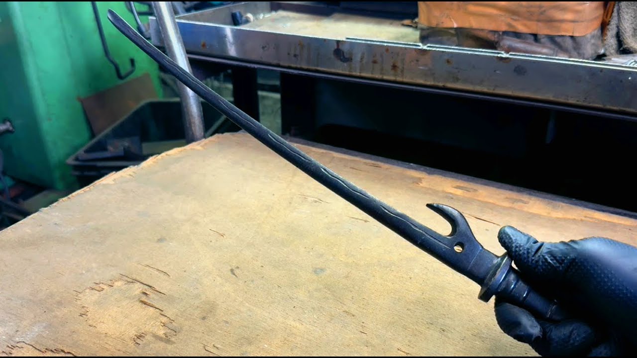 日本武具「兜割」を磨いてみた。 Polishing the Japanese weapon "Kabutowari" - YouTube