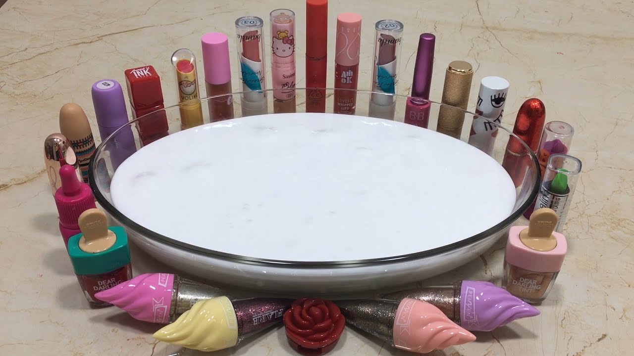 Mixing Makeup Into Glossy Slime - Will It Red or Pink? Most Satisfying ...
