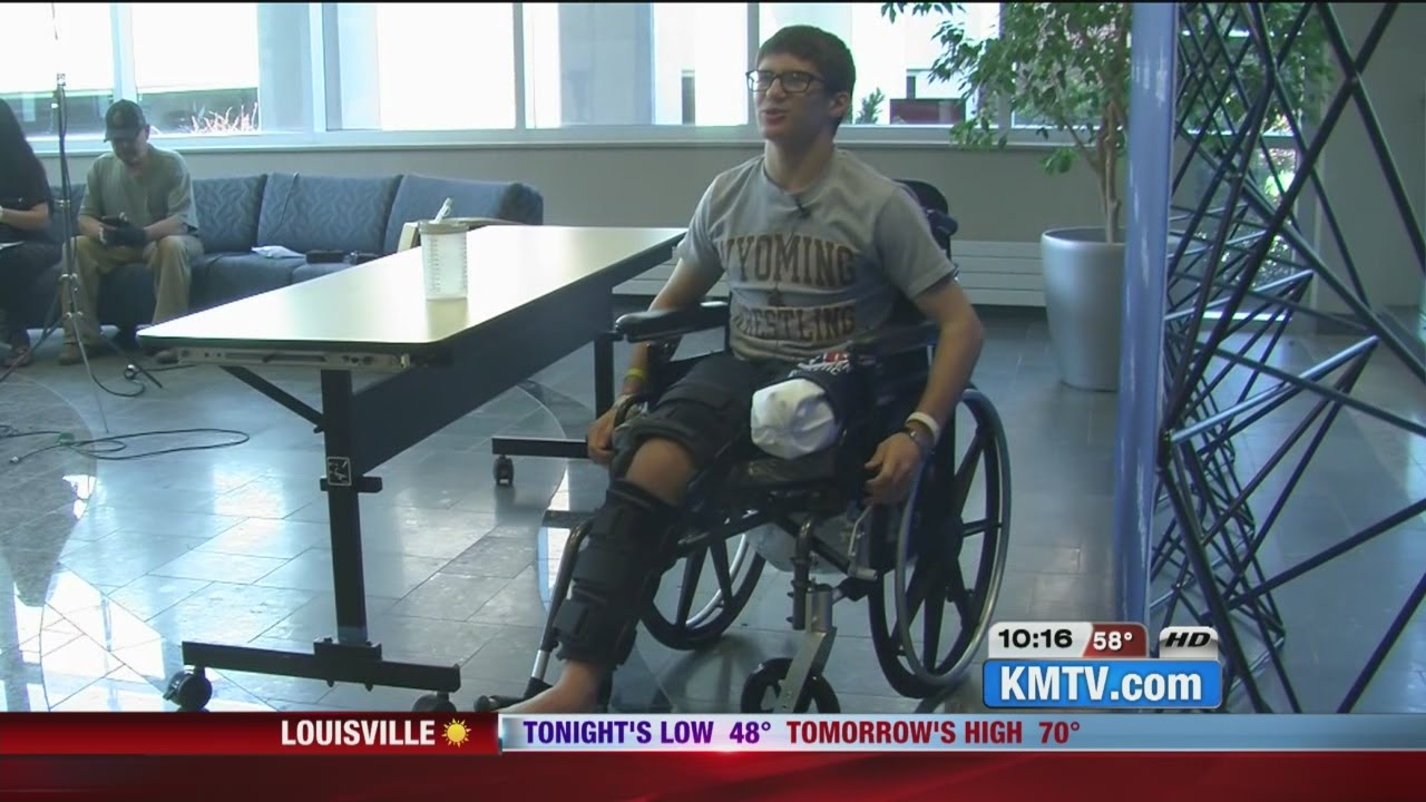 Star wrestler who lost leg in crash is home; has big future plans - YouTube