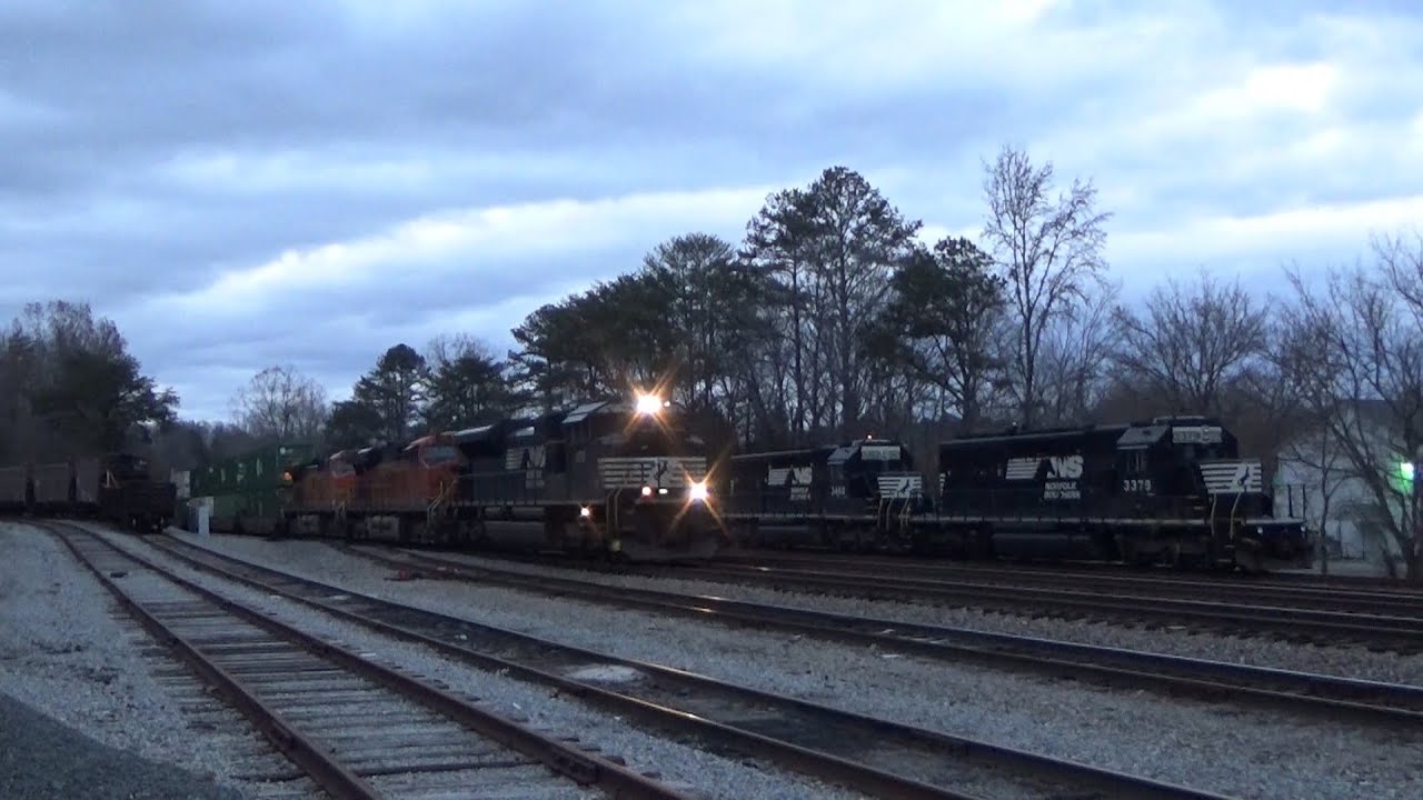 NS SD70ACe 1173 w/ K5HLB Trail Fail Leads Auto-Modal 219 on 11/27/22 ...