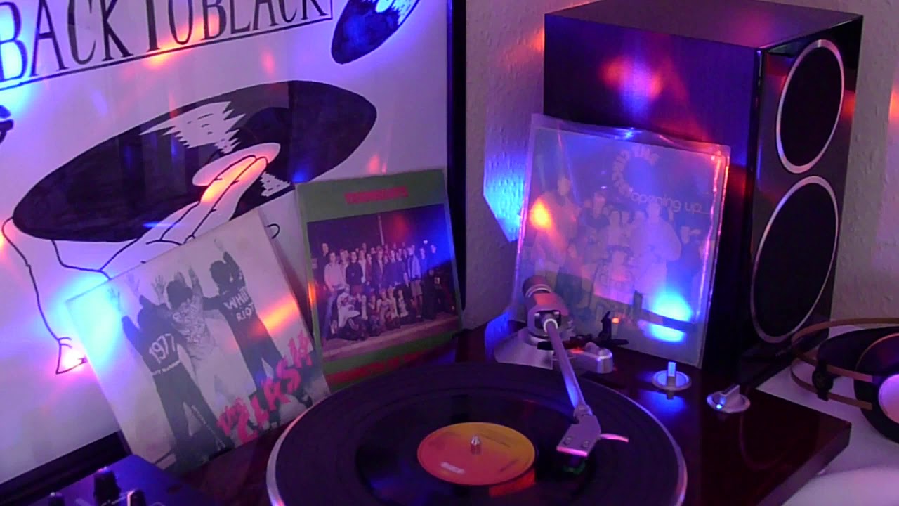 ''Remote Control'' : THE CLASH (1977) - YouTube