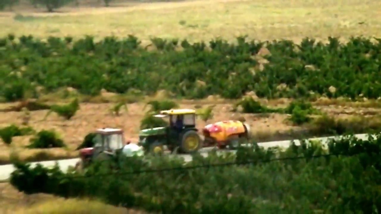 Case International Diesel Tractor Spraying Peaches - YouTube