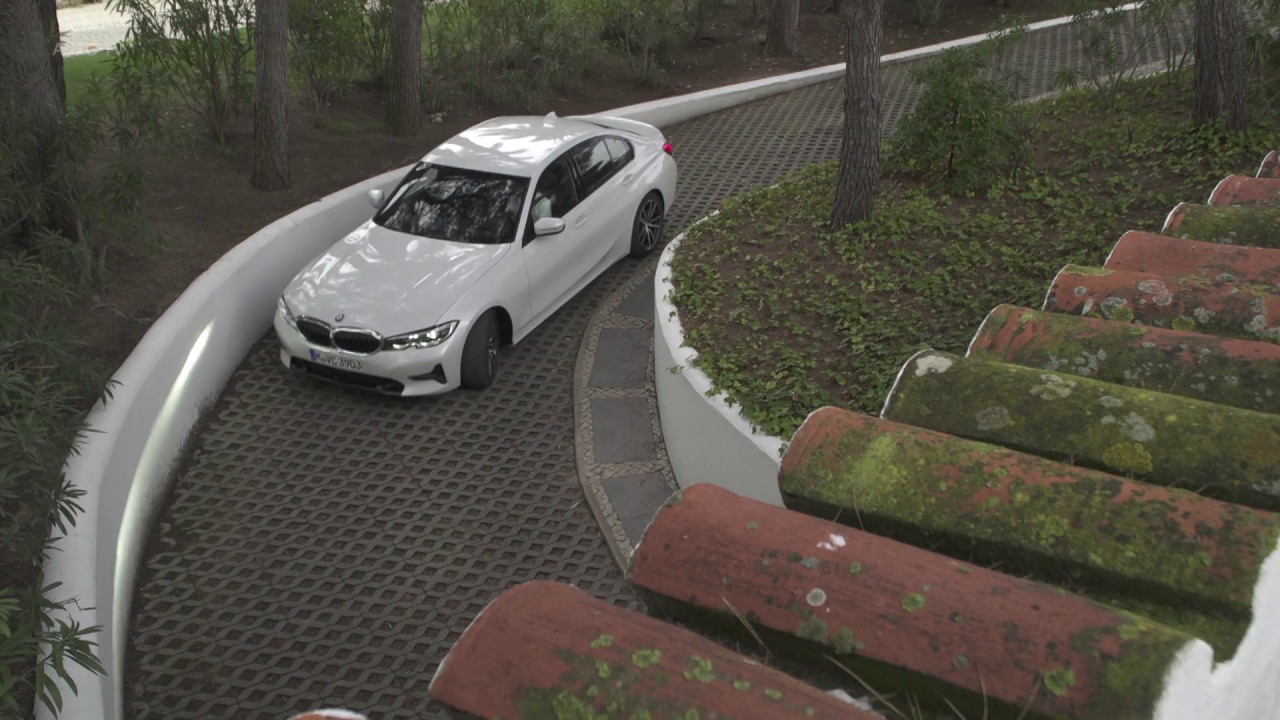 2019 BMW 3 Series - Reversing Assistant - YouTube