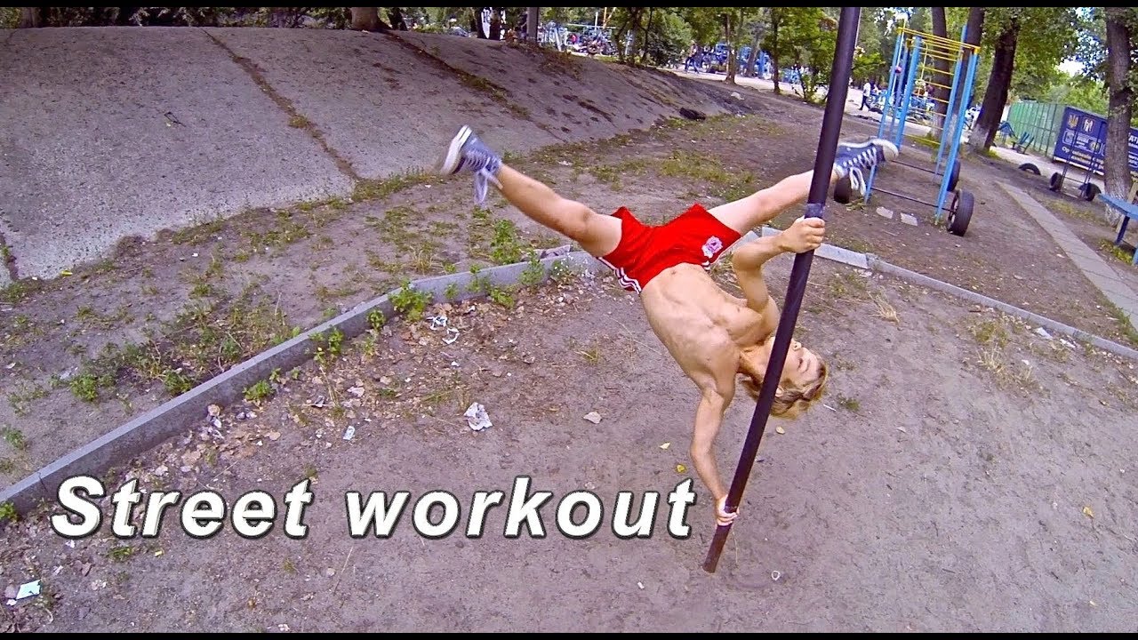 Стрит воркаут. Косташ Андрей 7 лет/ Street workout. Kostash Andrey 7 ...