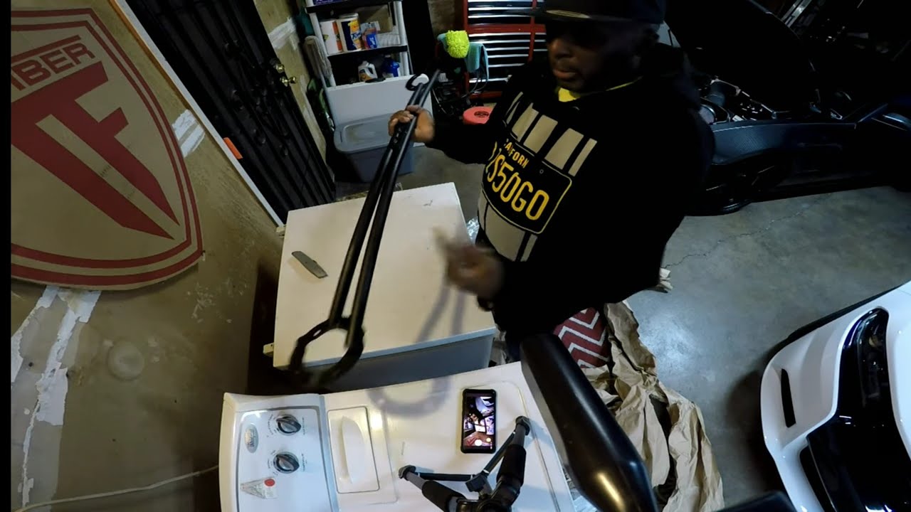 Steeda Gt500 Strut Tower Brace - YouTube