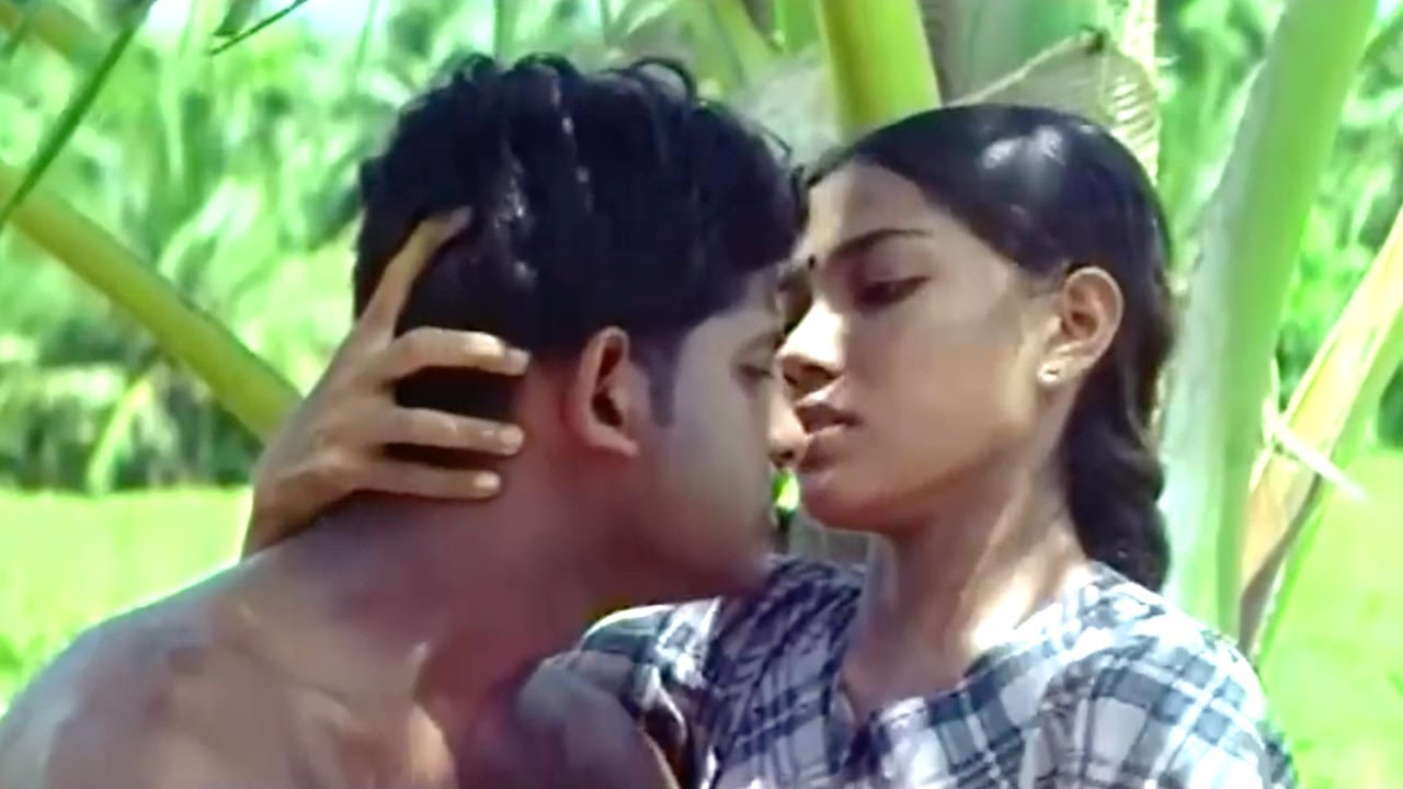 Shana and Vijith Romantic Scene | ஷானா மற்றும் விஜித் காதல் காட்சி - YouTube