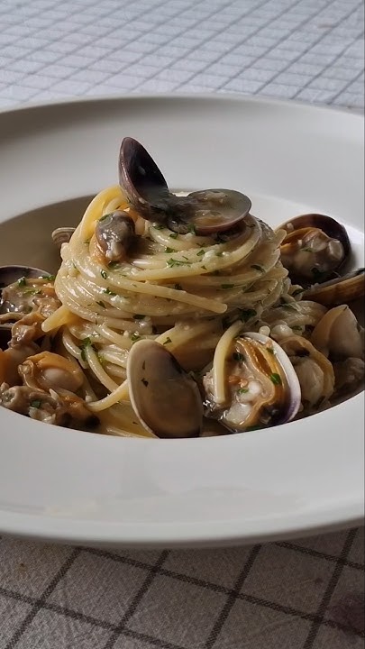 마늘 넣은 봉골레 스파게티 #봉골레파스타 #spaghettiallevongole - YouTube