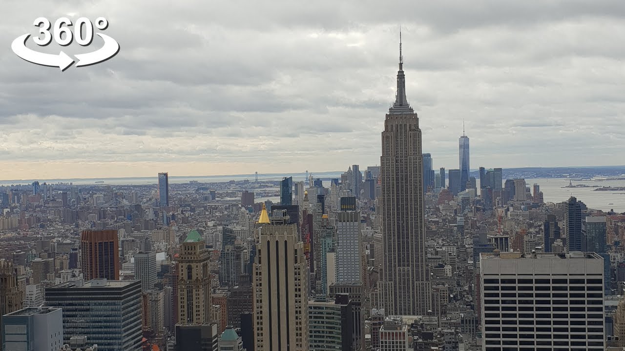 New York 360 view, Rockefeller Plaza, view of the Empire State Building ...