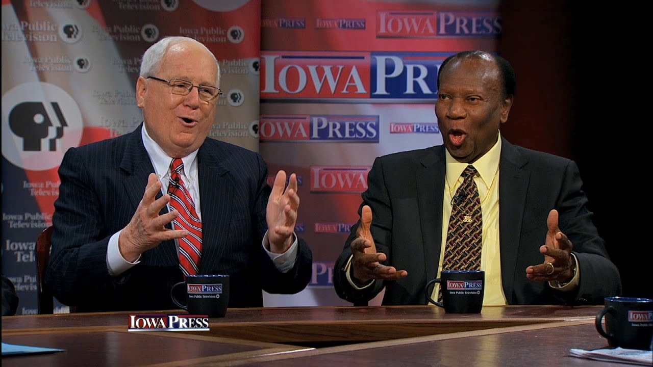 Estes, Knapp and Quinn sing Iowa Corn Song - YouTube