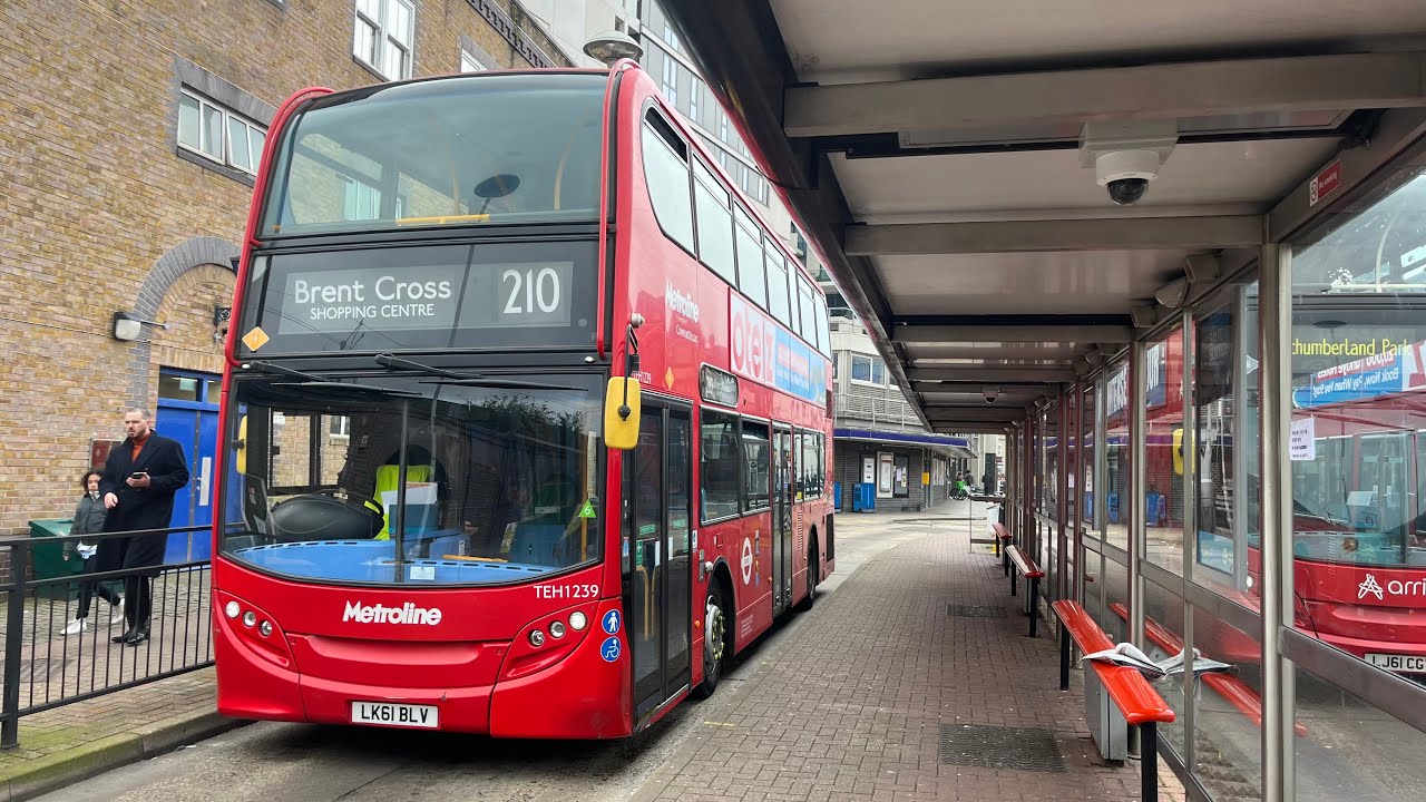London Bus Route 210- Brent Cross to Finsbury Park - YouTube