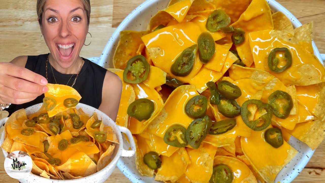 Cinema Style Nachos | Easy and Delicious - YouTube