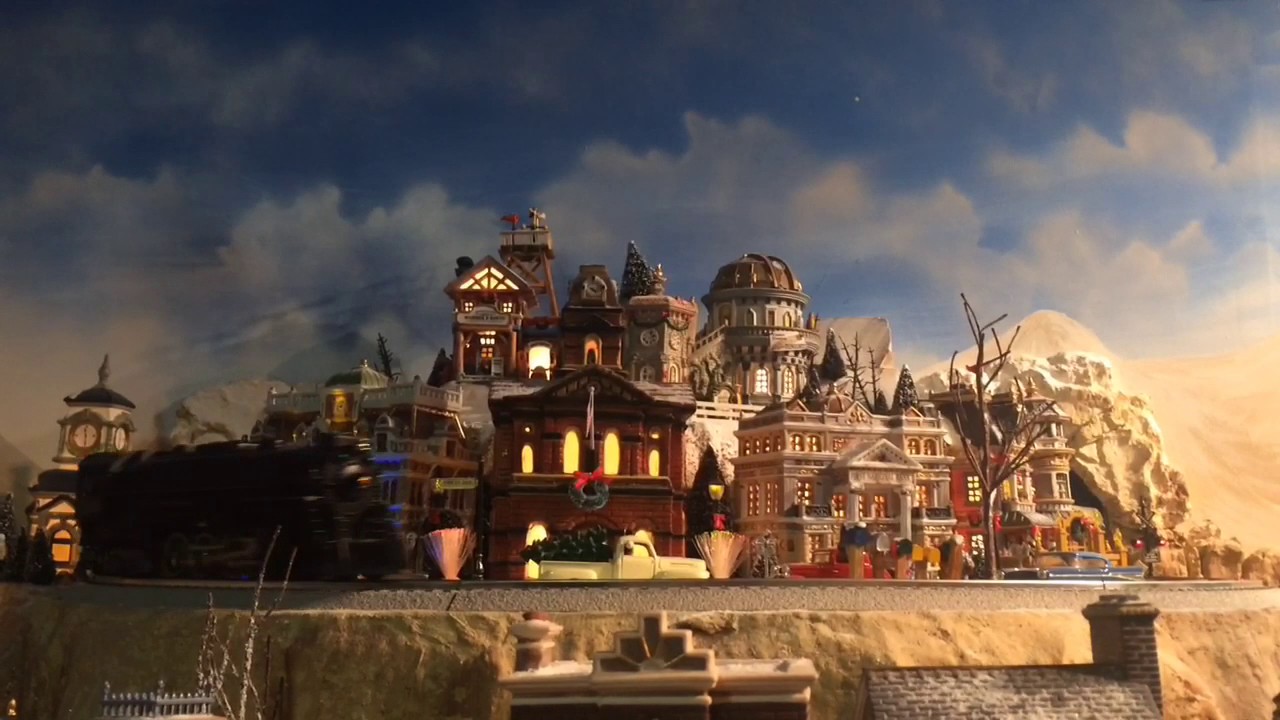 John and Karol Morris model train display - YouTube