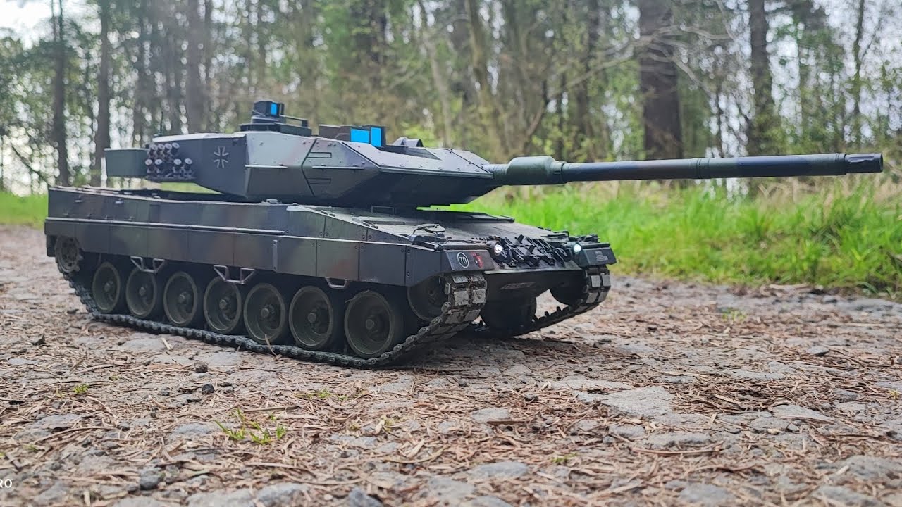 RC Leopard 2A6 with metal upgrades #offroad #tank #military #fun - YouTube