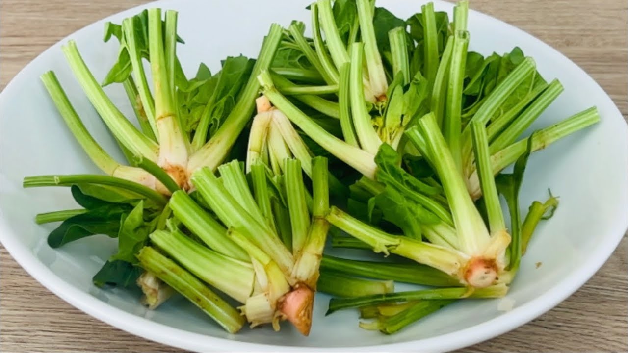 Everyone Should Learn This Tasty Spinach Root Recipe 👌 Best Spinach ...