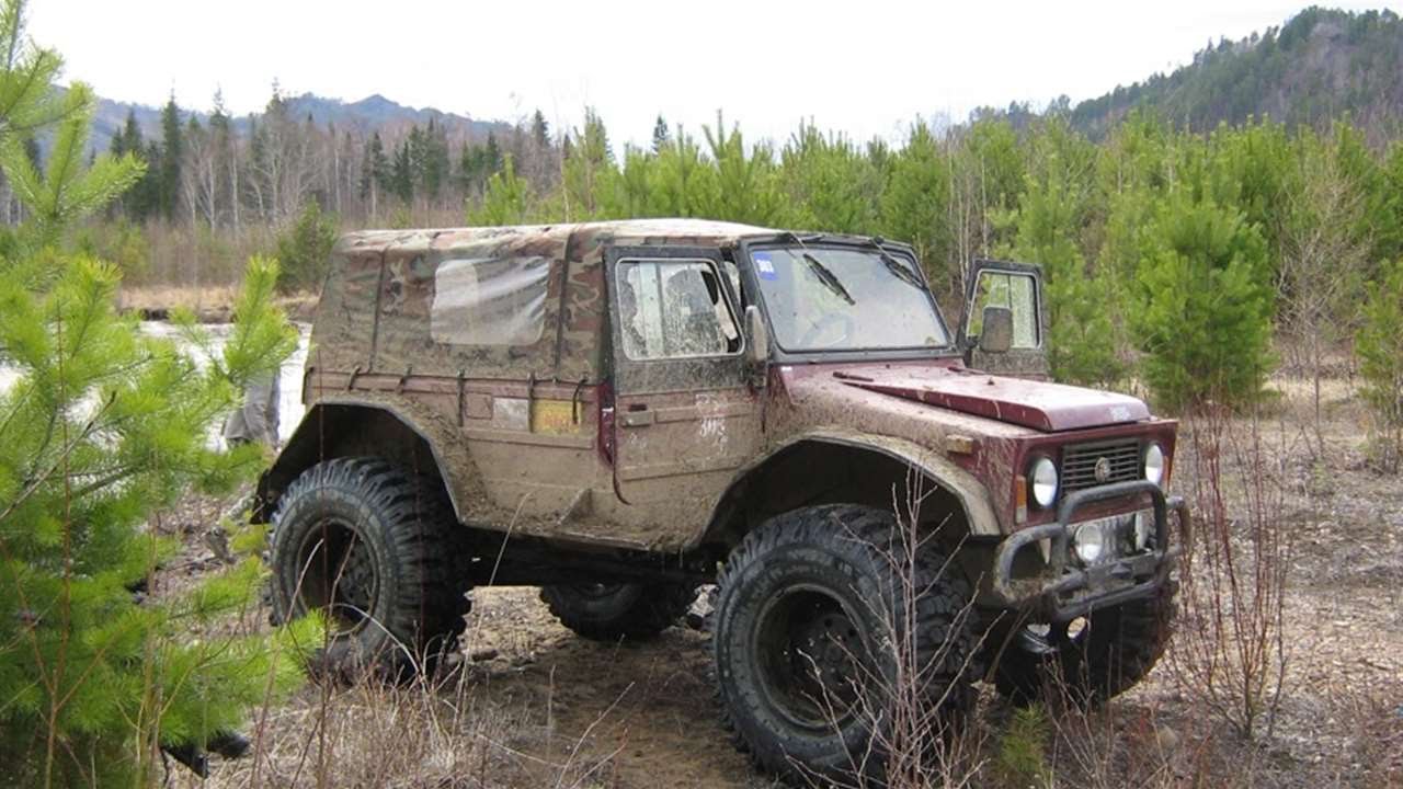 #33. Half-track 4x4 from russia #4 - YouTube
