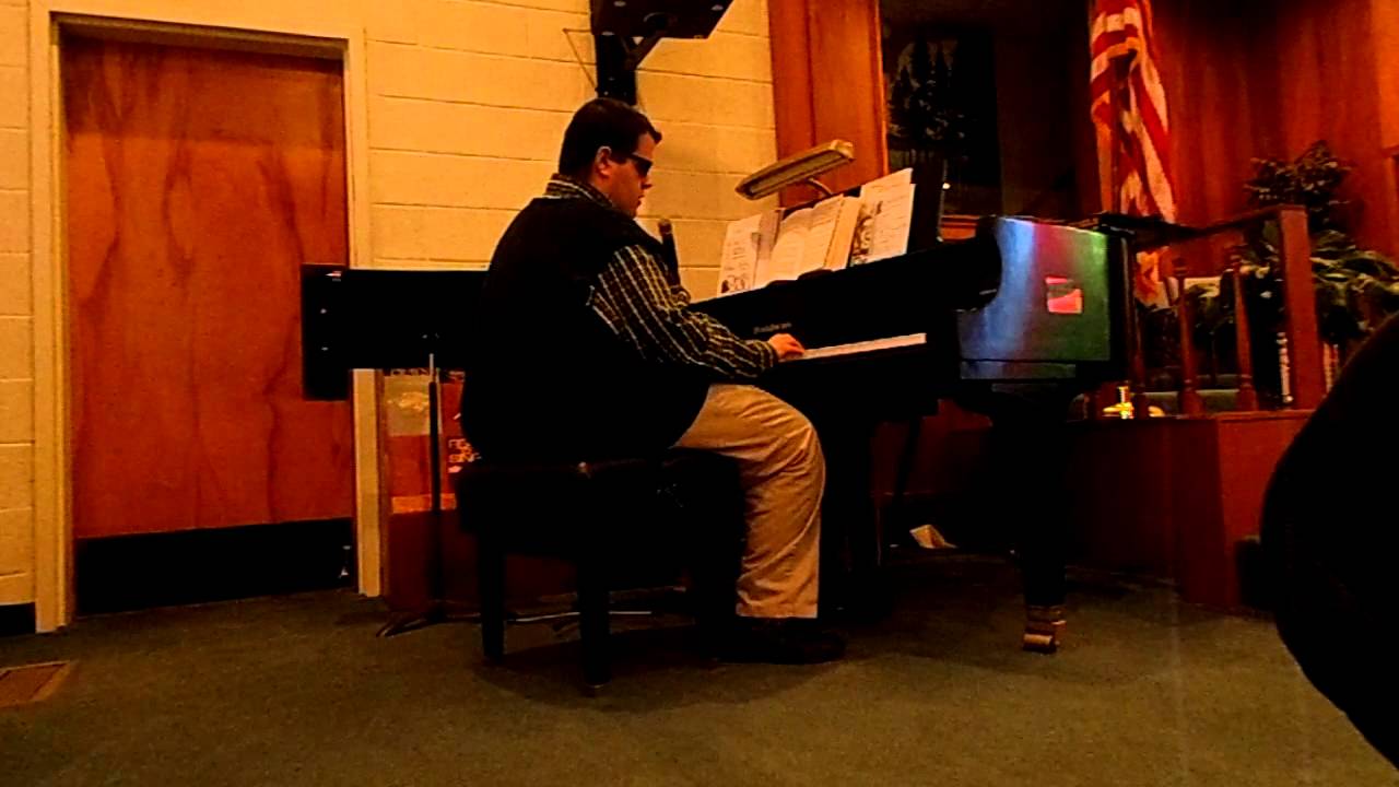 Christopher Lockwood at Woodlawn Baptist Church Playing Amazing Grace ...