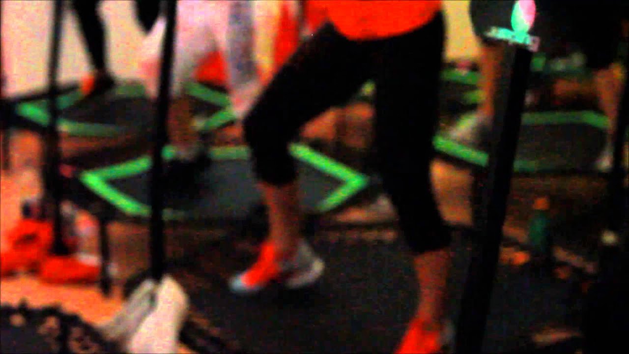 L'studio Jumping Disco - YouTube