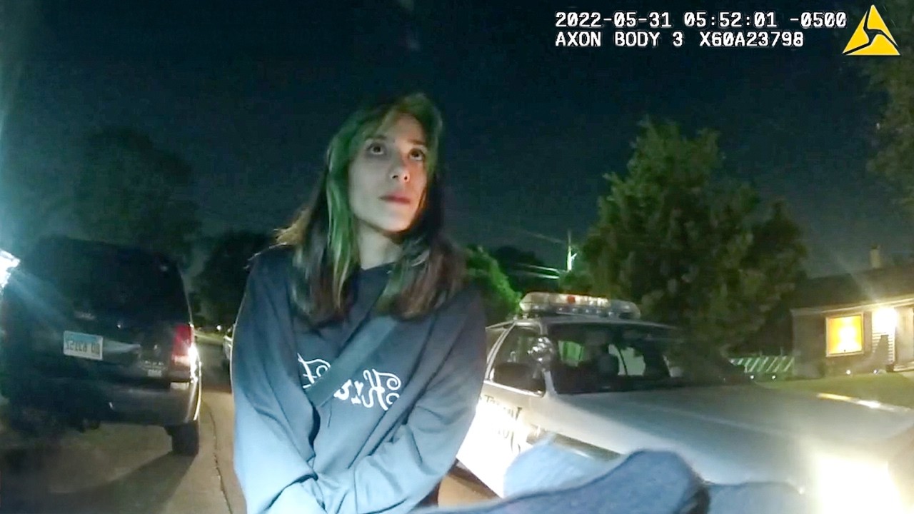 Girlfriend Goes Berserk and All Hell Breaks Loose - YouTube