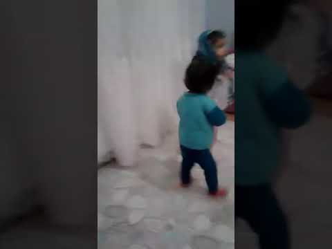Canlarım ablası bı bırakta oynasın kardeşin 🤣🤣