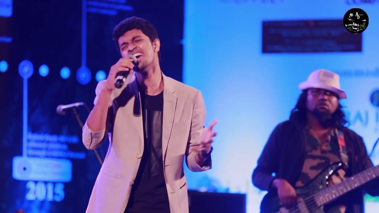 Thalli Pogathe Live at Music Academy | Sangarsh'17 | Syed Subahan & M.S ...