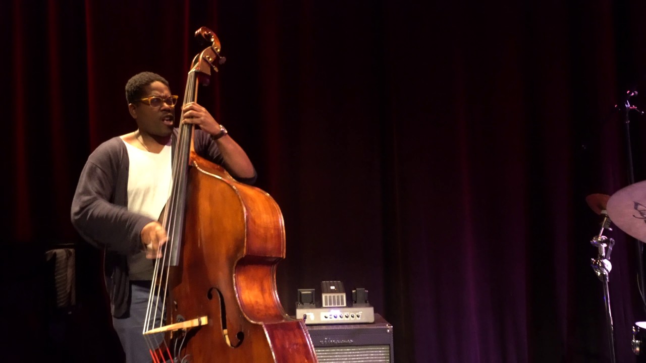 Ampeg Artist Spotlight - Vicente Archer - YouTube