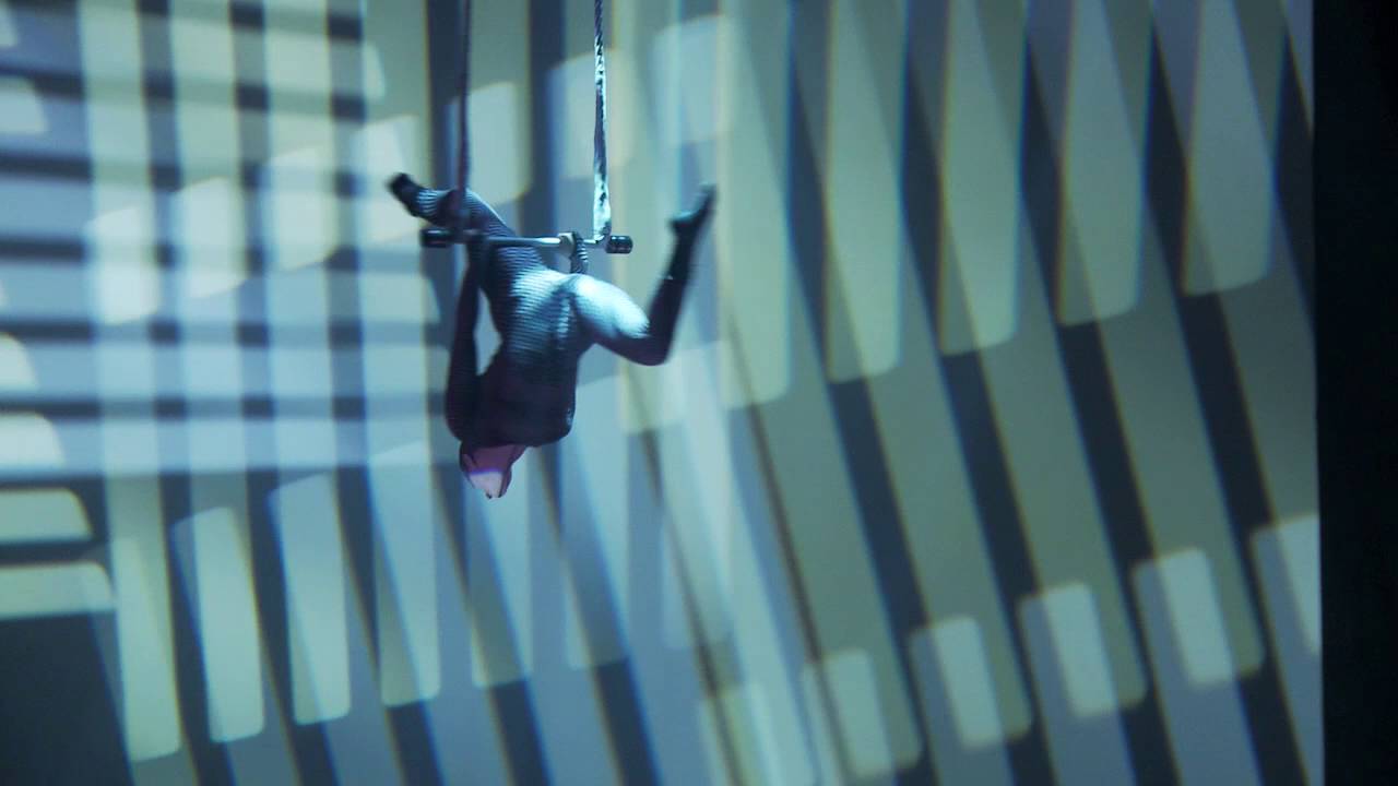 Alissa Blackledge - Single Point Dance Trapeze - YouTube