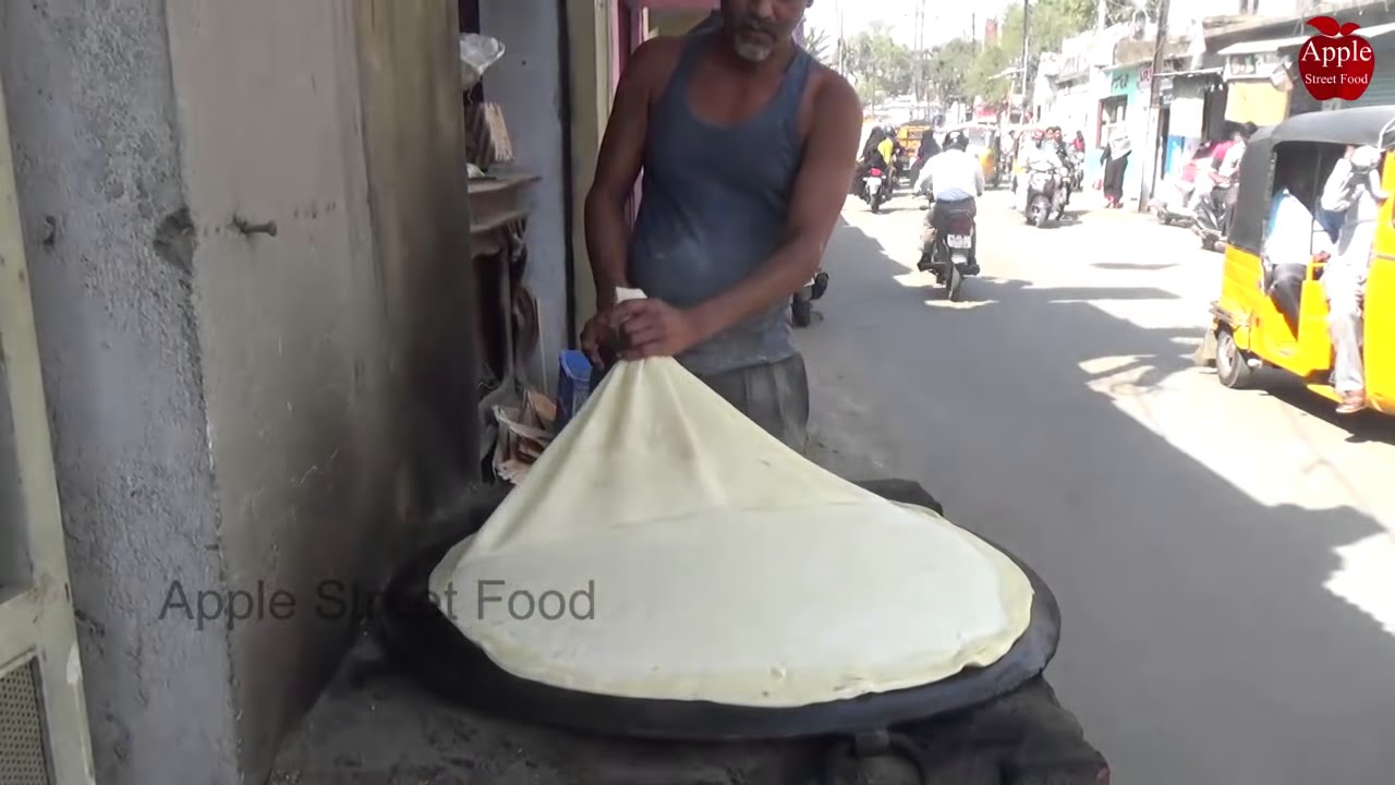 King of Rumali Roti In hyderabad Old City || Apple Street Food - YouTube
