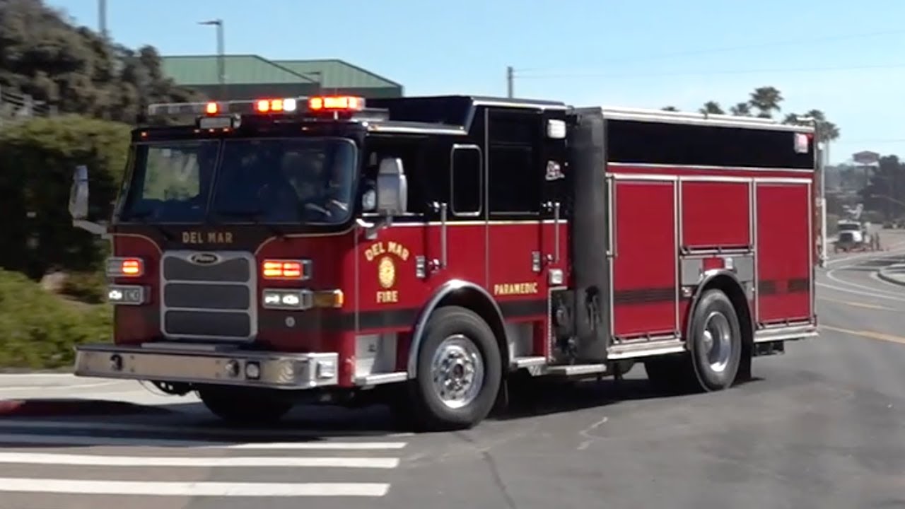 AMR M238 & Del Mar Fire E238 Responding - YouTube