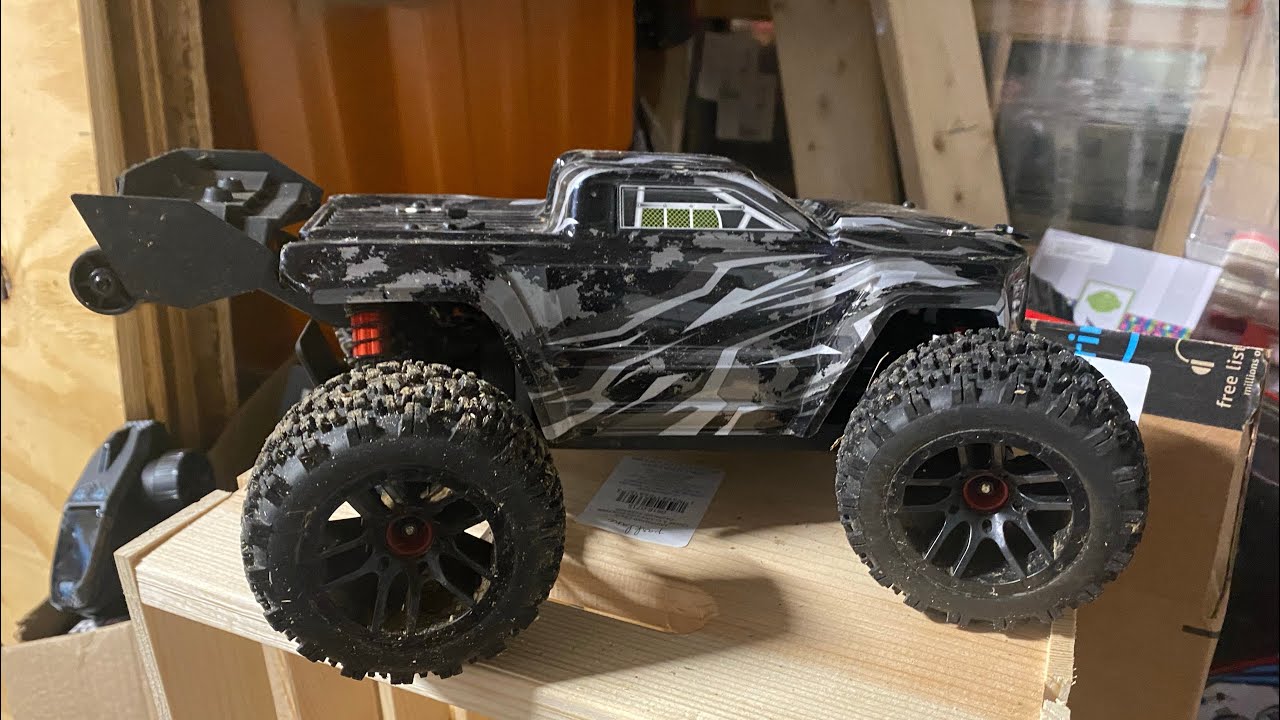 Rlaarlo 1/14 Scale 4X4 Truck 2s Lipo Racing The Streets 3-16-2024 - YouTube