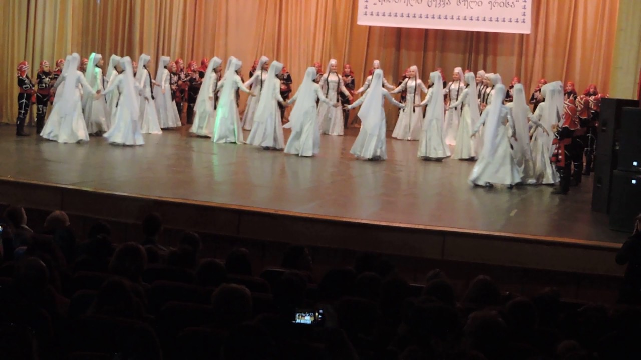 18.03.17 ansambli ,,ciskari" cekva ,,farca" - YouTube