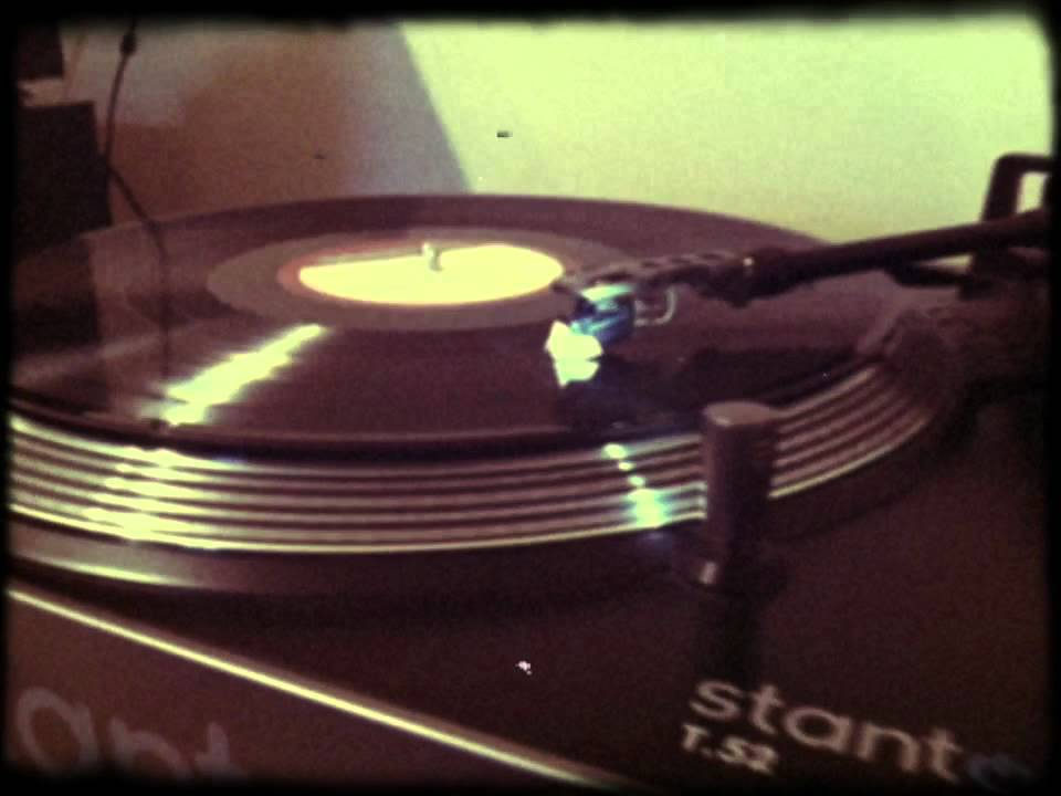 Stanton T.52 Turntable - YouTube