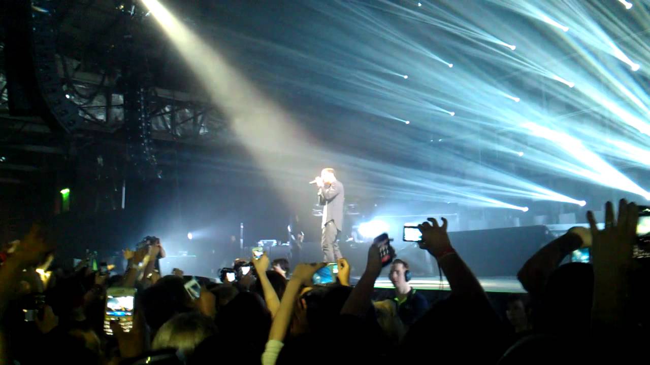 Drake (Club Paradise Tour) - Crew Love - Glasgow SECC (2nd April 2012 ...