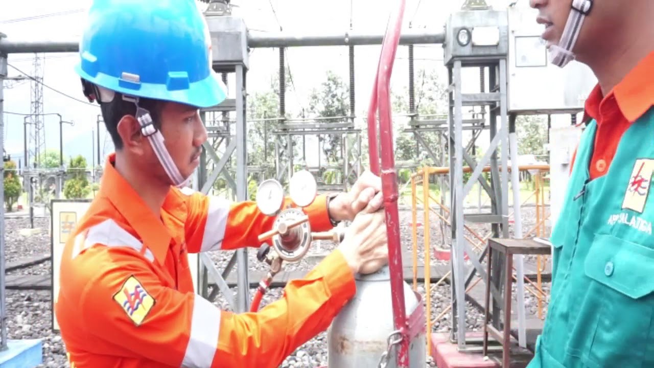 1 APP SLTG Pengisian Low Gas SF6 PMT - YouTube
