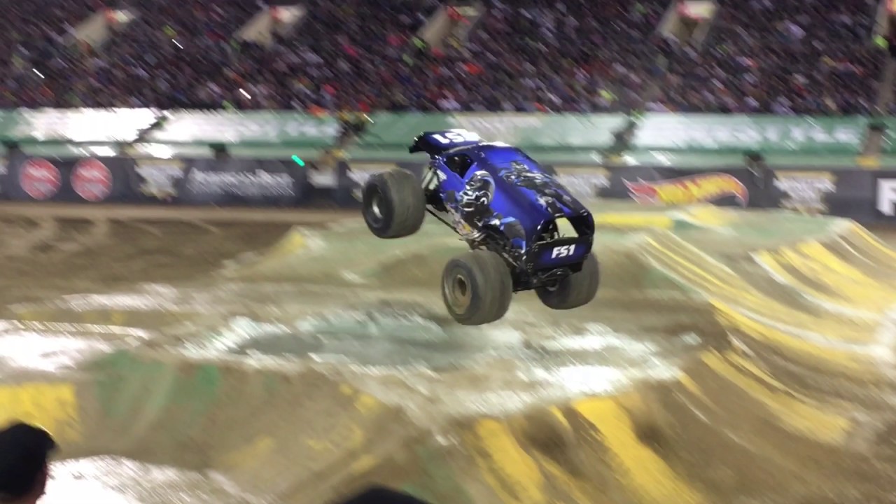 MONSTER JAM WORLD FINALS 18 FREESTYLE HIGHLIGHTS - YouTube