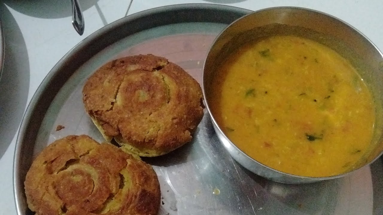 daal bati recipe||बाटी की रेसिपी - YouTube