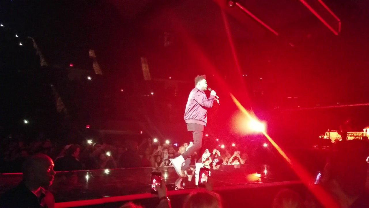 The Weeknd - "Reminder" Live @ Legend of the Fall Tour, Long Island, 06 ...