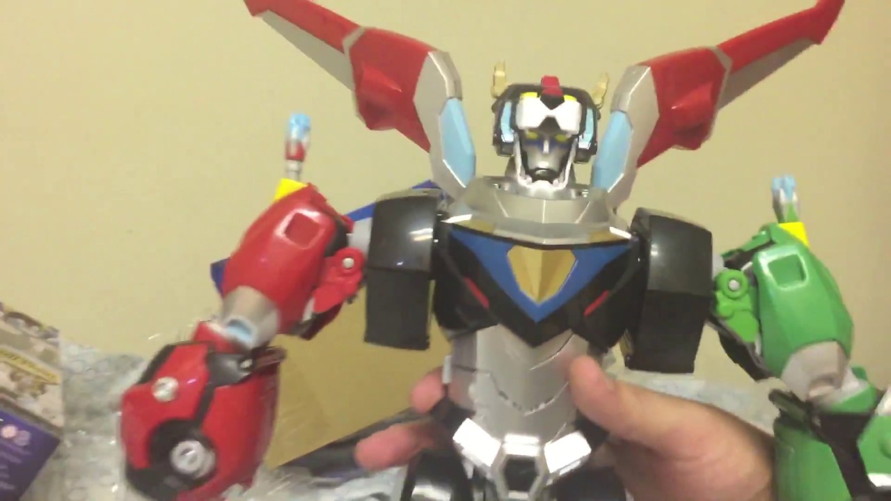 Unboxing and combining voltron part 2 - YouTube