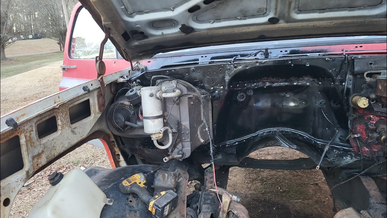 Factory air installed on my 87 C30 - YouTube