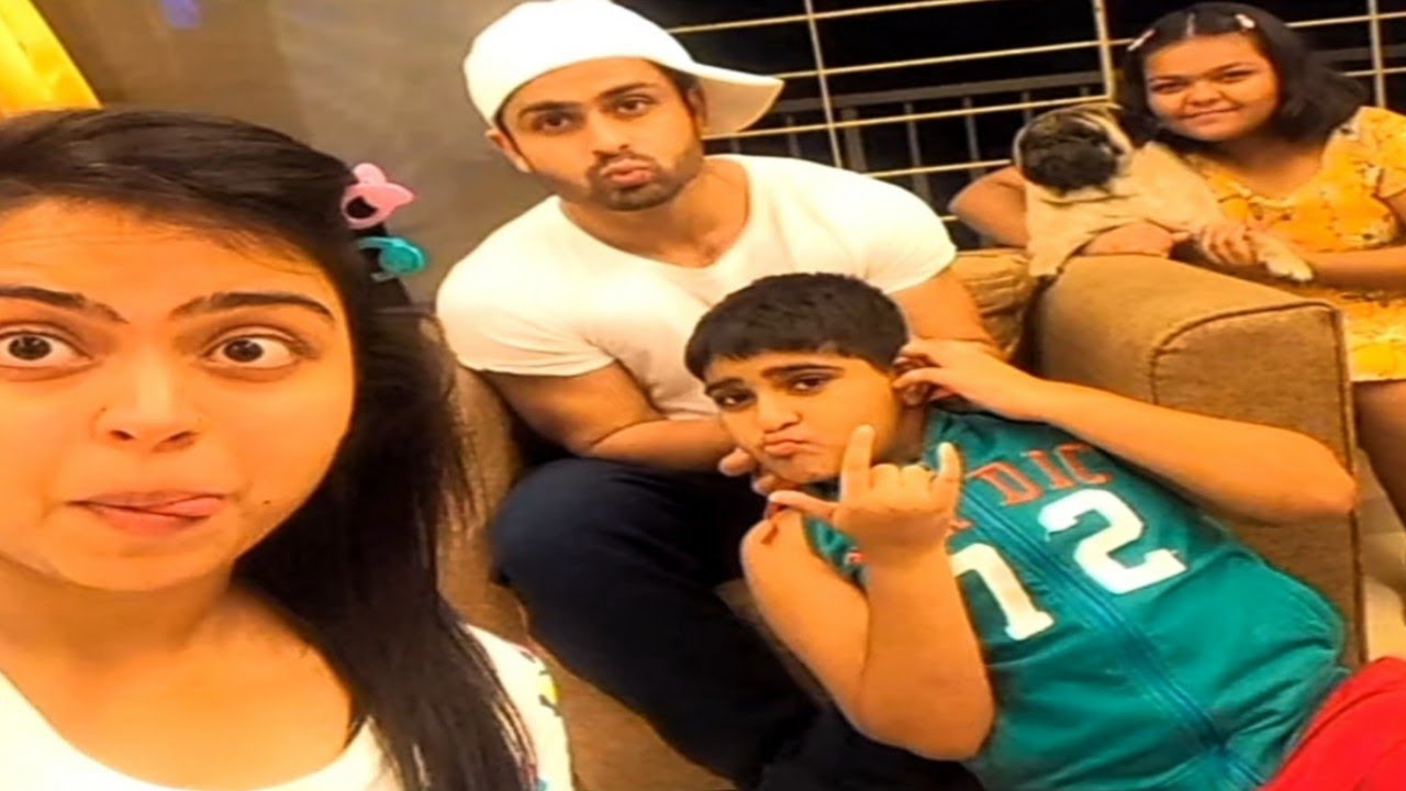 Riza Rehan childhood photos/Dipika Shoaib ibrahim/Saba Ibrahim/Ibrahim ...