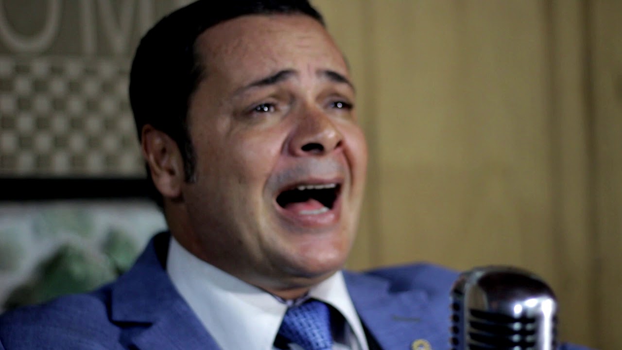 JOELHOS FERIDOS - Márcio Moreno - (Clipe Oficial) - YouTube