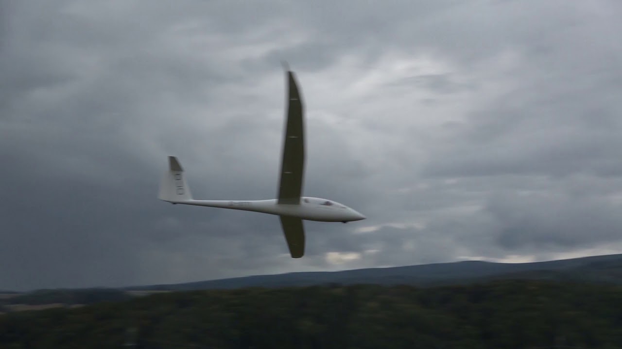 Slope soaring at Prussian`s Peak - YouTube