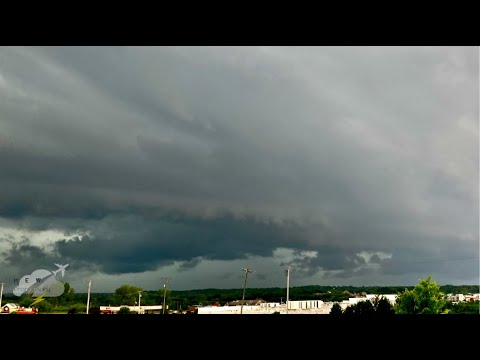 Severe Storm Scud & Shelf Cloud KCMO - 6/25/2021 - YouTube