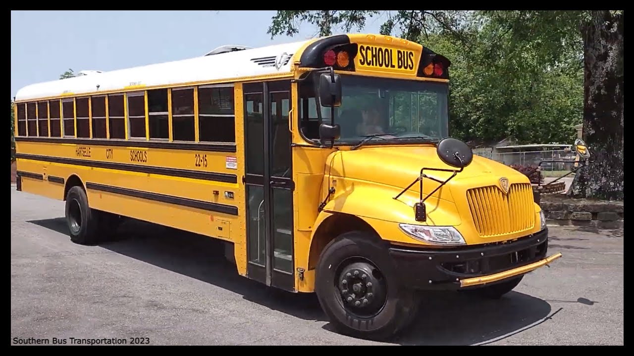 IC CE School Buses - Arriving at the Junior High School | #icbus # ...