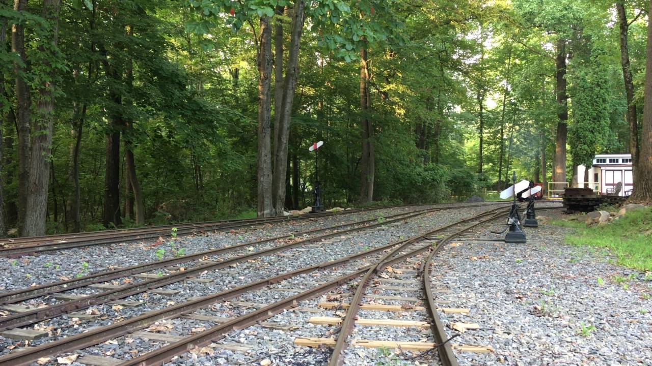 HD: Laurel Run #20 Running Tender First 8/27/16 - YouTube