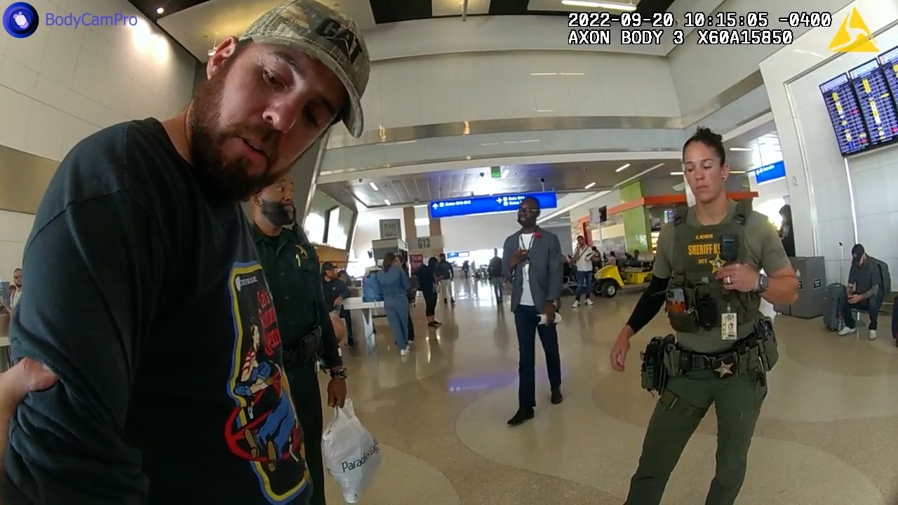 What Happens When You Fight on an Airplane - YouTube